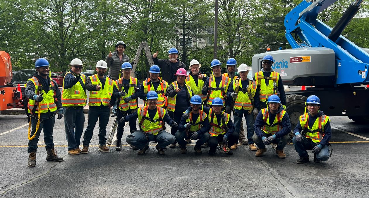 Fall Protection Training: OSHA Compliance and Safety for Property Leaders